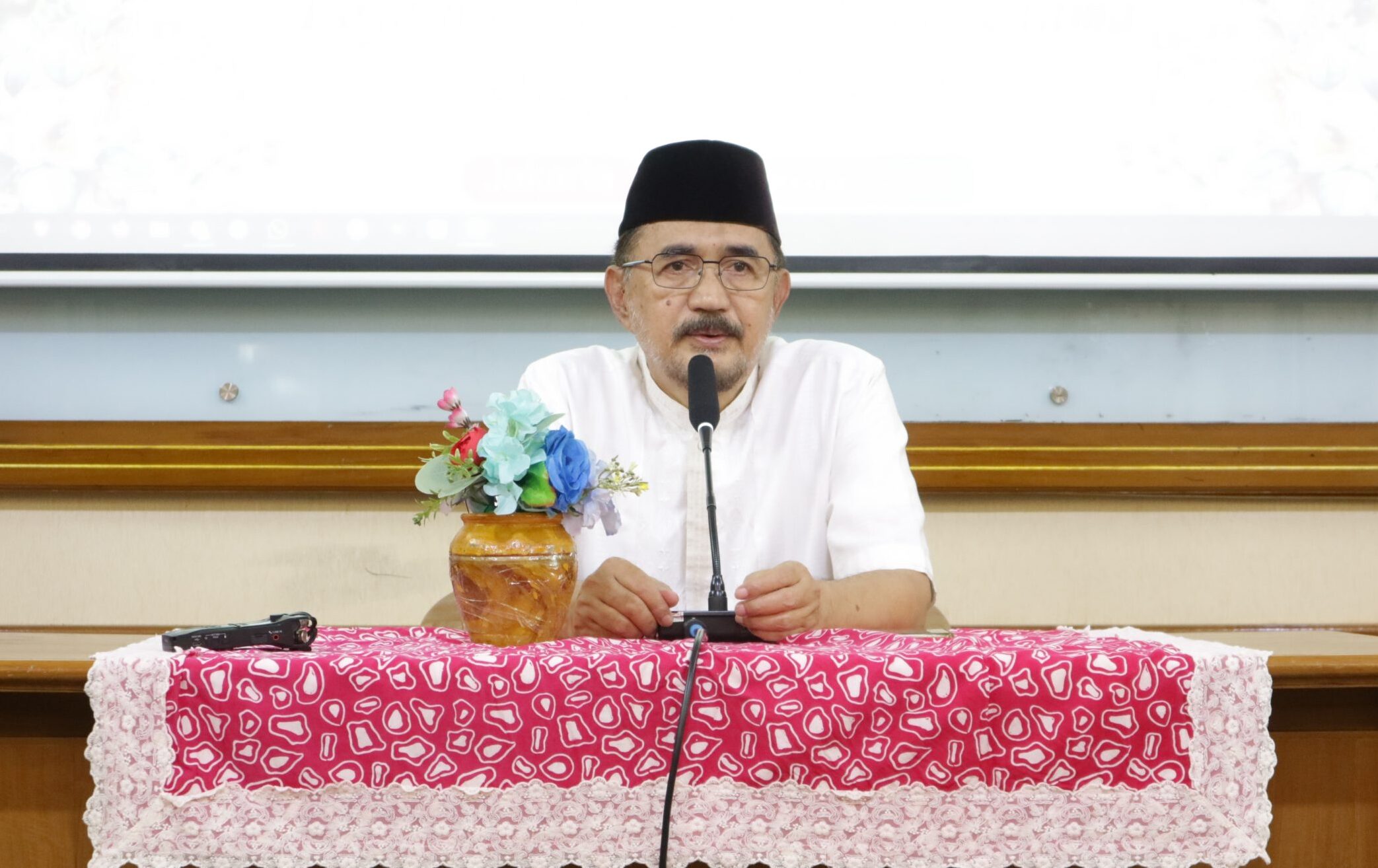 Ustadz Husain Shahab: Konsistensi Adalah Kunci Keberhasilan Organisasi